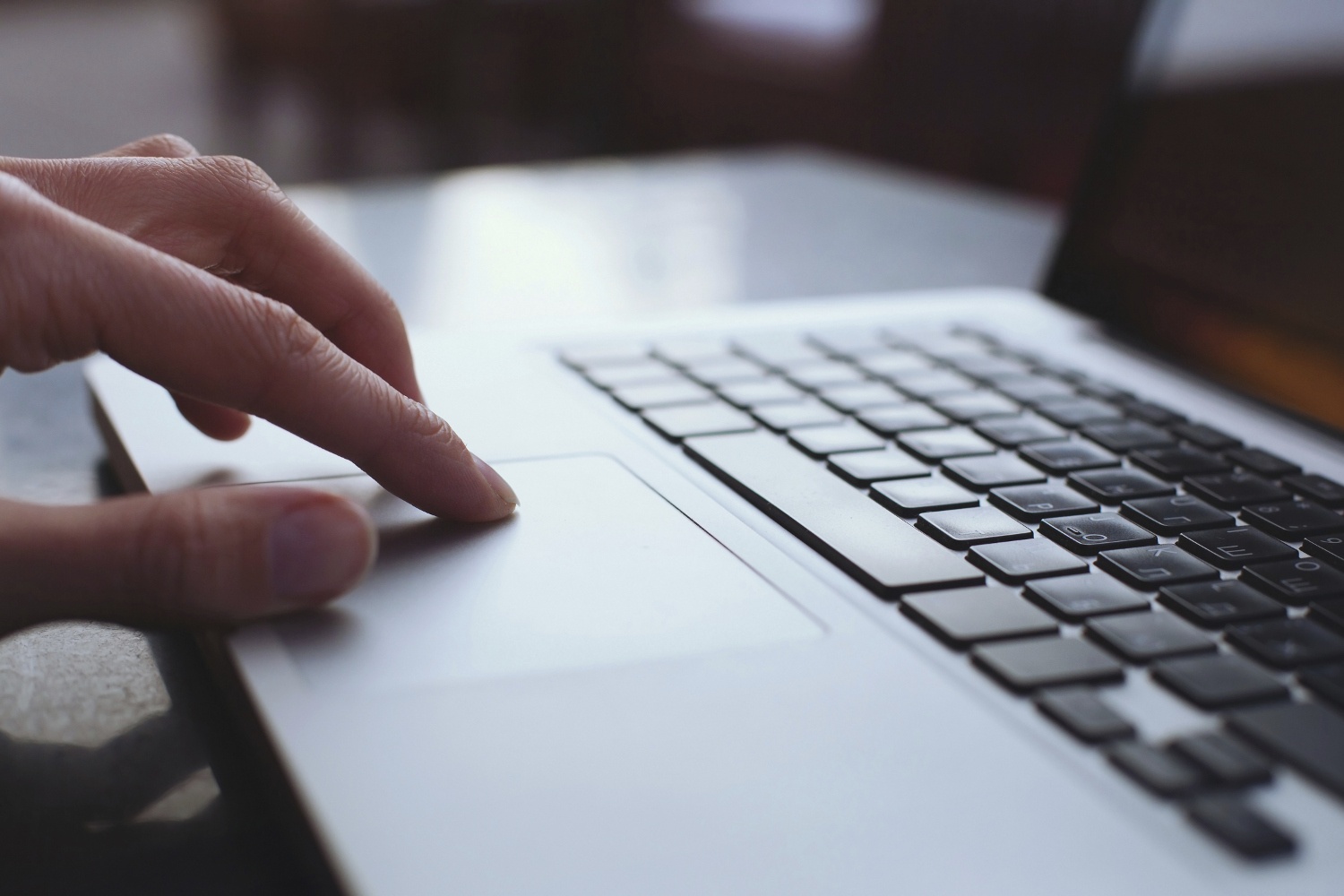 6 Reasons to Use a Modern, Cloud-Based HR System